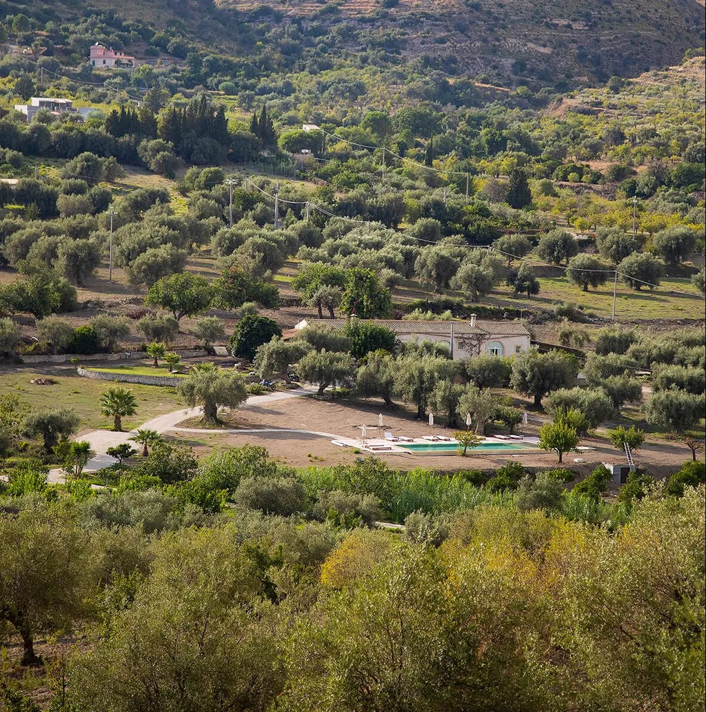 IUTA Glamping & Farm | Retreats and Venues